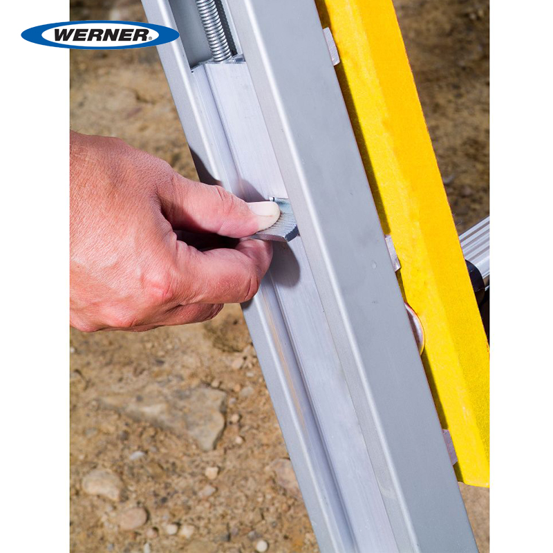 D7128-2LV 28 ft Type IAA Fiberglass D-Rung Leveling Extension Ladder